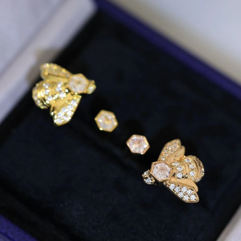 Exact replica Chaumet Rings