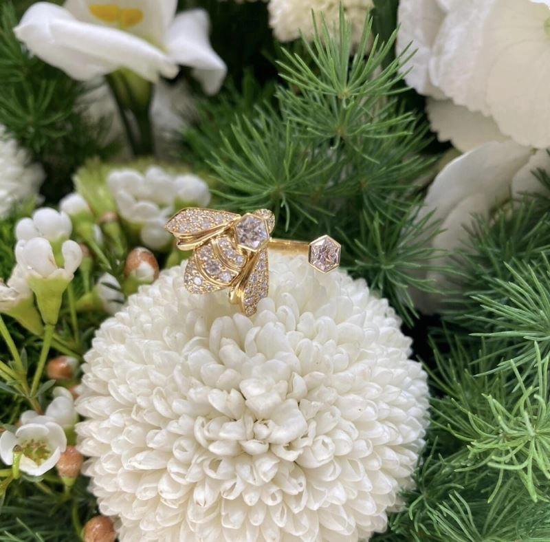 Exact replica Chaumet Rings