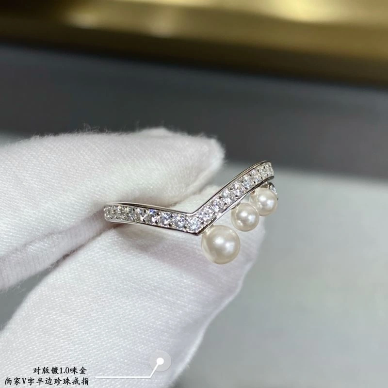 Official Chaumet Rings