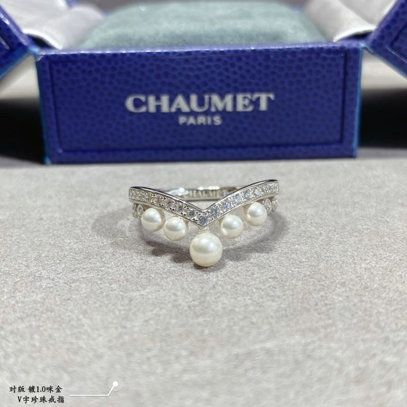 Economical Chaumet Rings