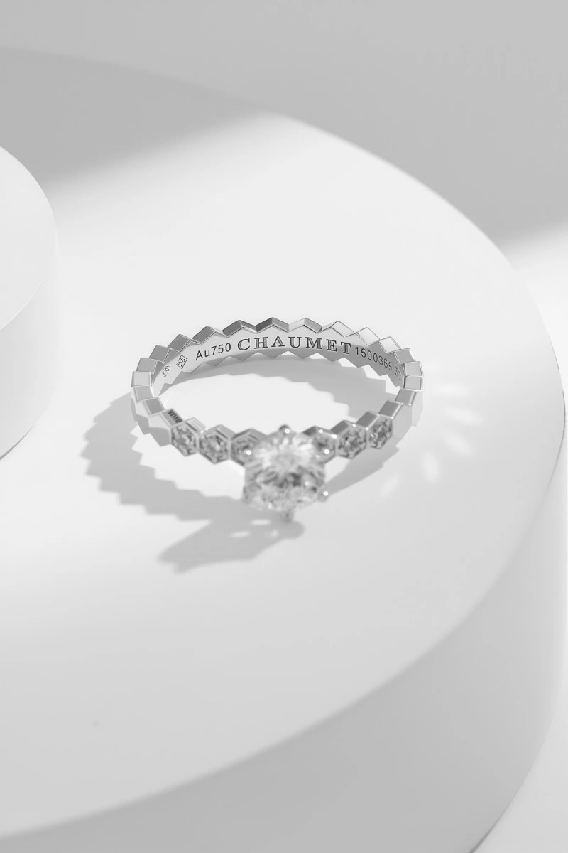 Real Chaumet Rings