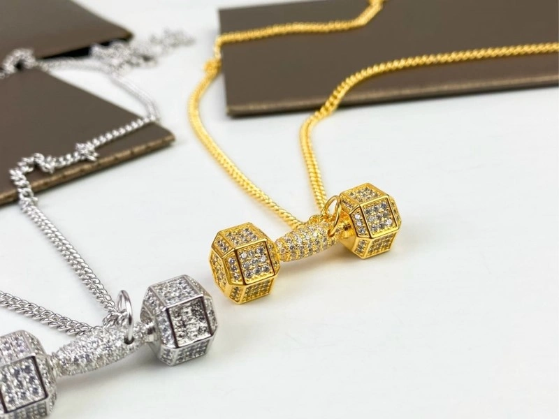 Top mirror Chiseled Necklaces