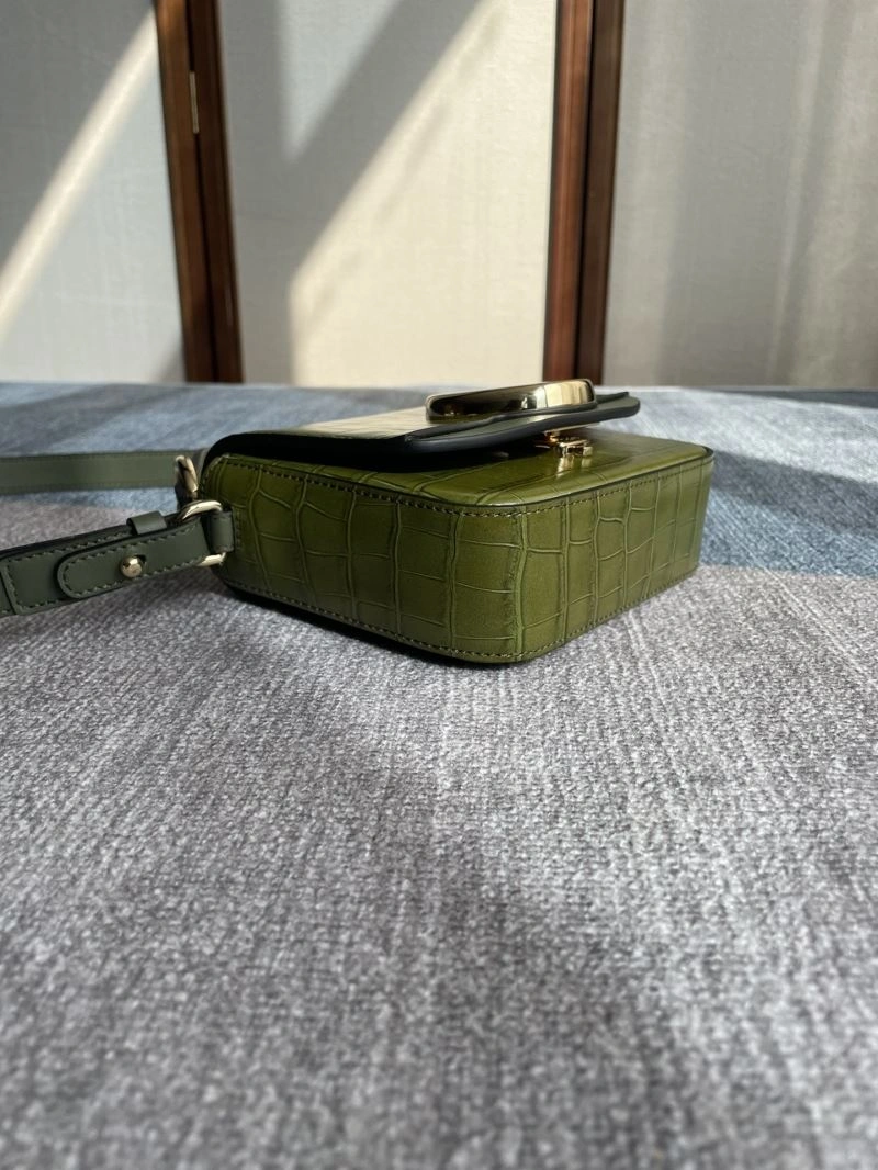 High fidelity Chloe C Bag