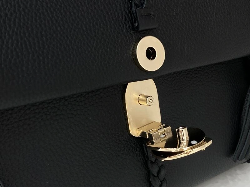 Low-cost Chloe Penelope Bags