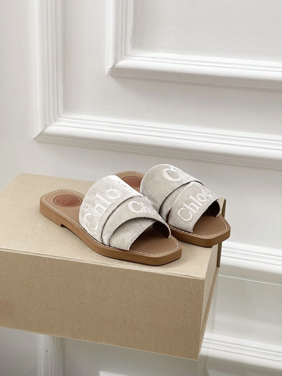 High accuracy Chloe Sandals