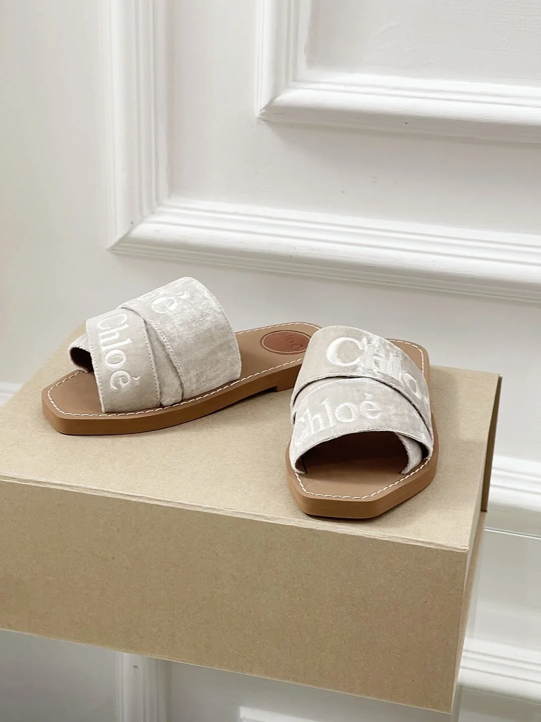 High accuracy Chloe Sandals