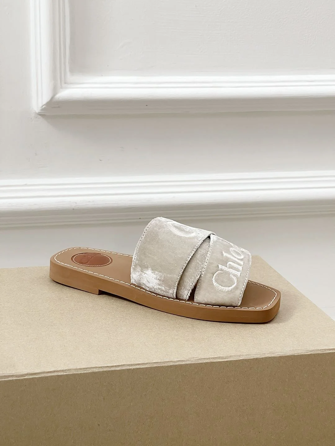 High accuracy Chloe Sandals