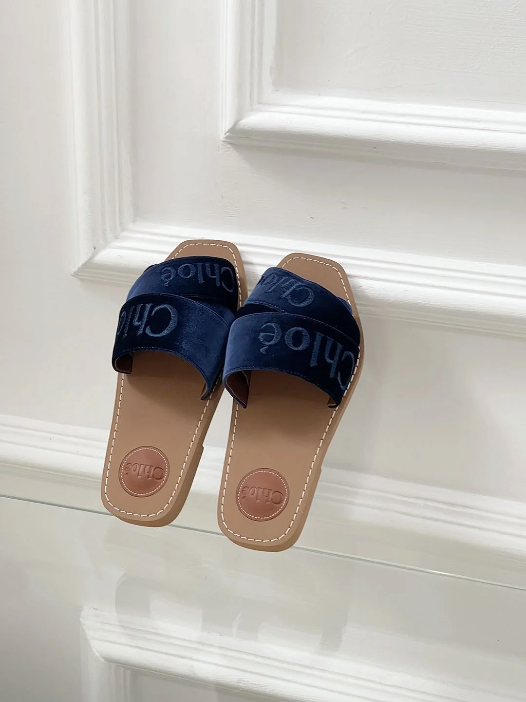 Accurate model Chloe Sandals