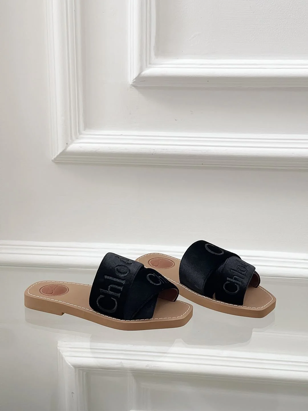 High fidelity Chloe Sandals