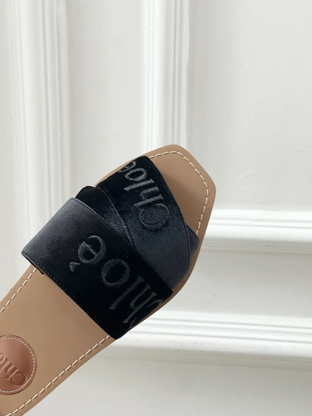 High fidelity Chloe Sandals