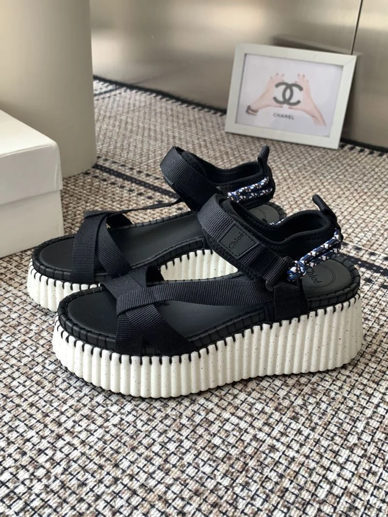 High fidelity Chloe Sandals
