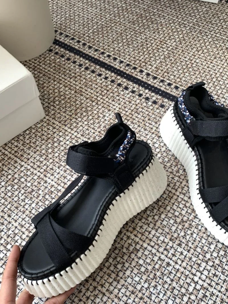 High fidelity Chloe Sandals