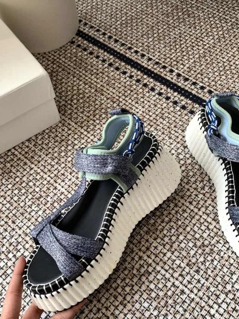 High fidelity Chloe Sandals