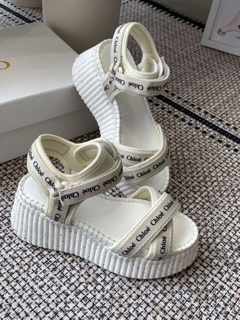 Low-cost Chloe Sandals