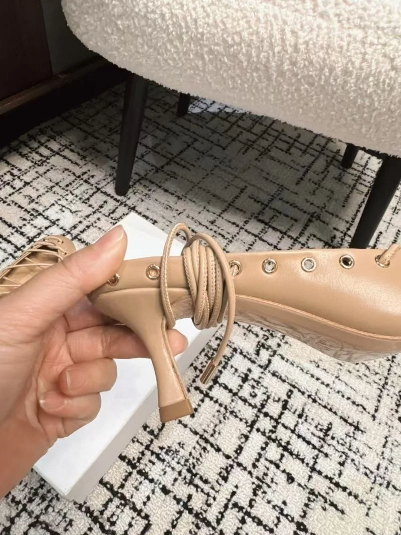 Reasonably priced Chloe Sandals