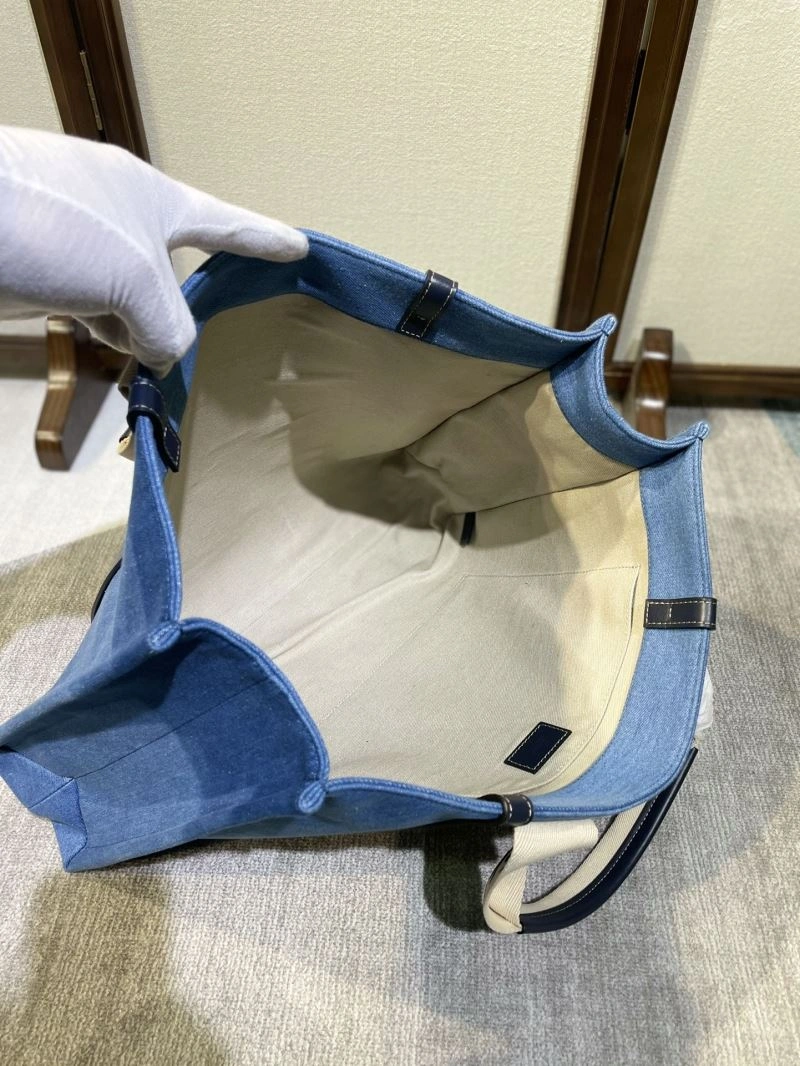 Cut-rate Chloe Shopping Bags