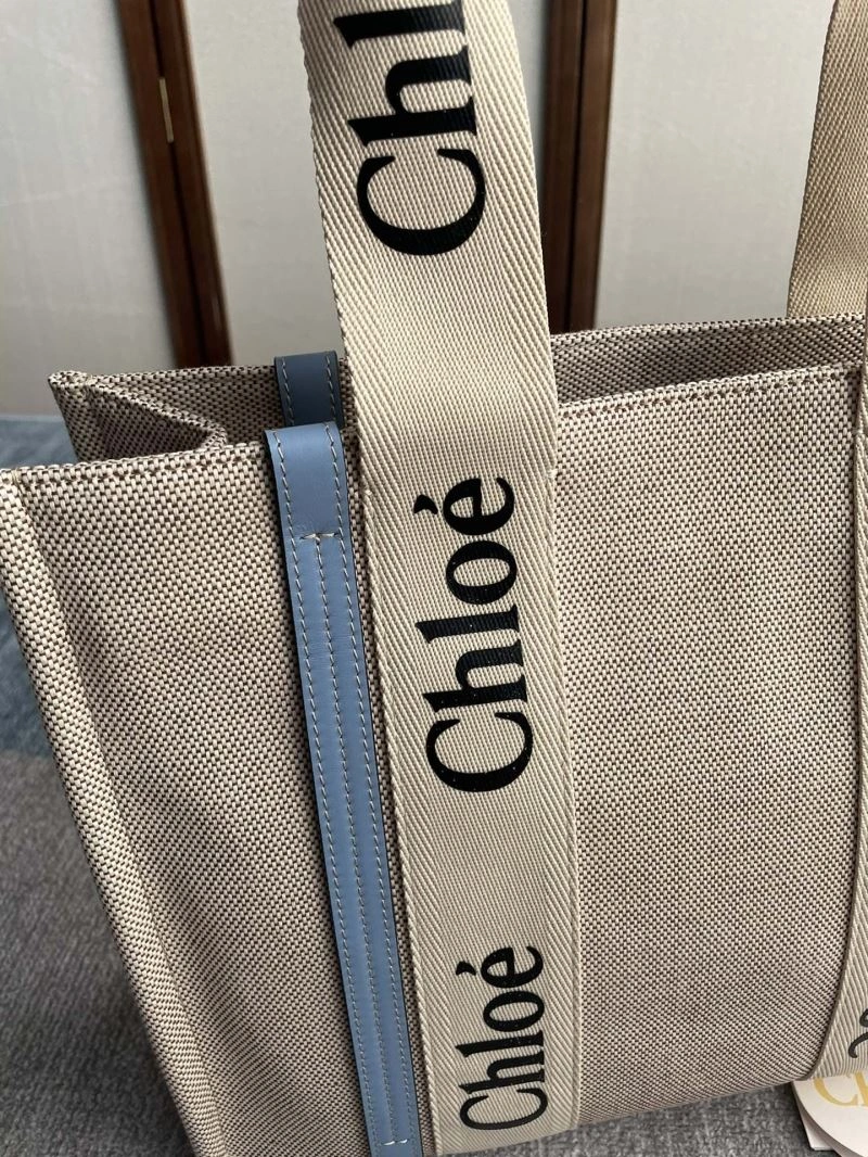 Accurate model Chloe Shopping Bags