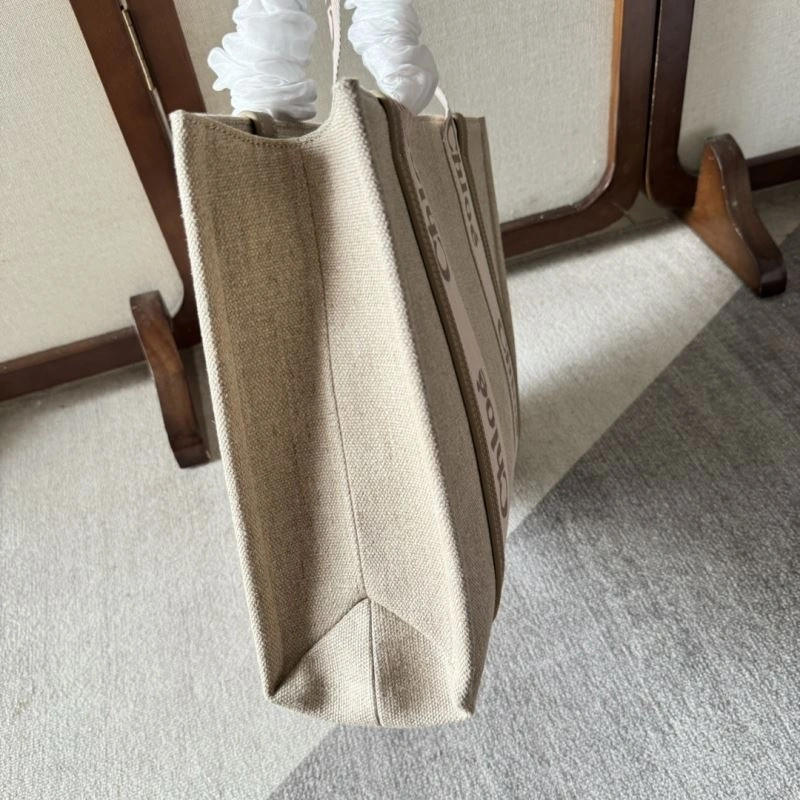 Accurate model Chloe Shopping Bags