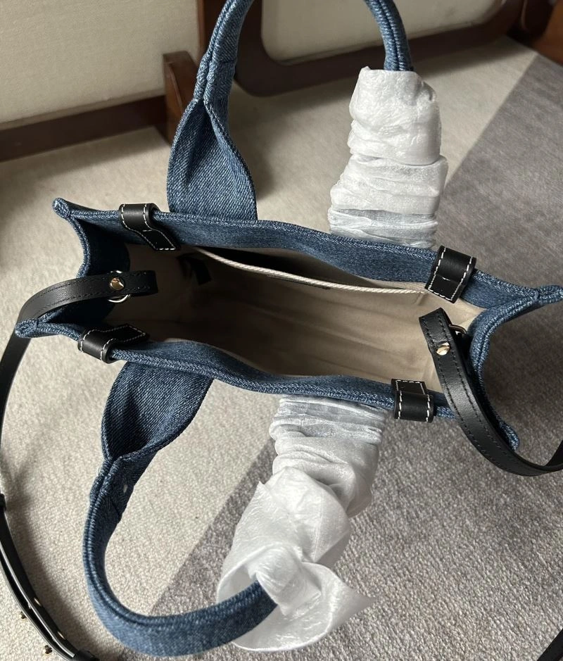 Cut-rate Chloe Shopping Bags