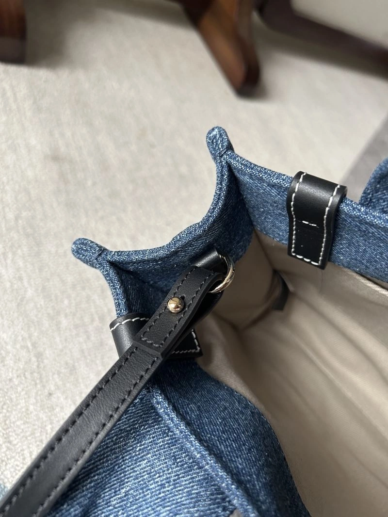 Cut-rate Chloe Shopping Bags