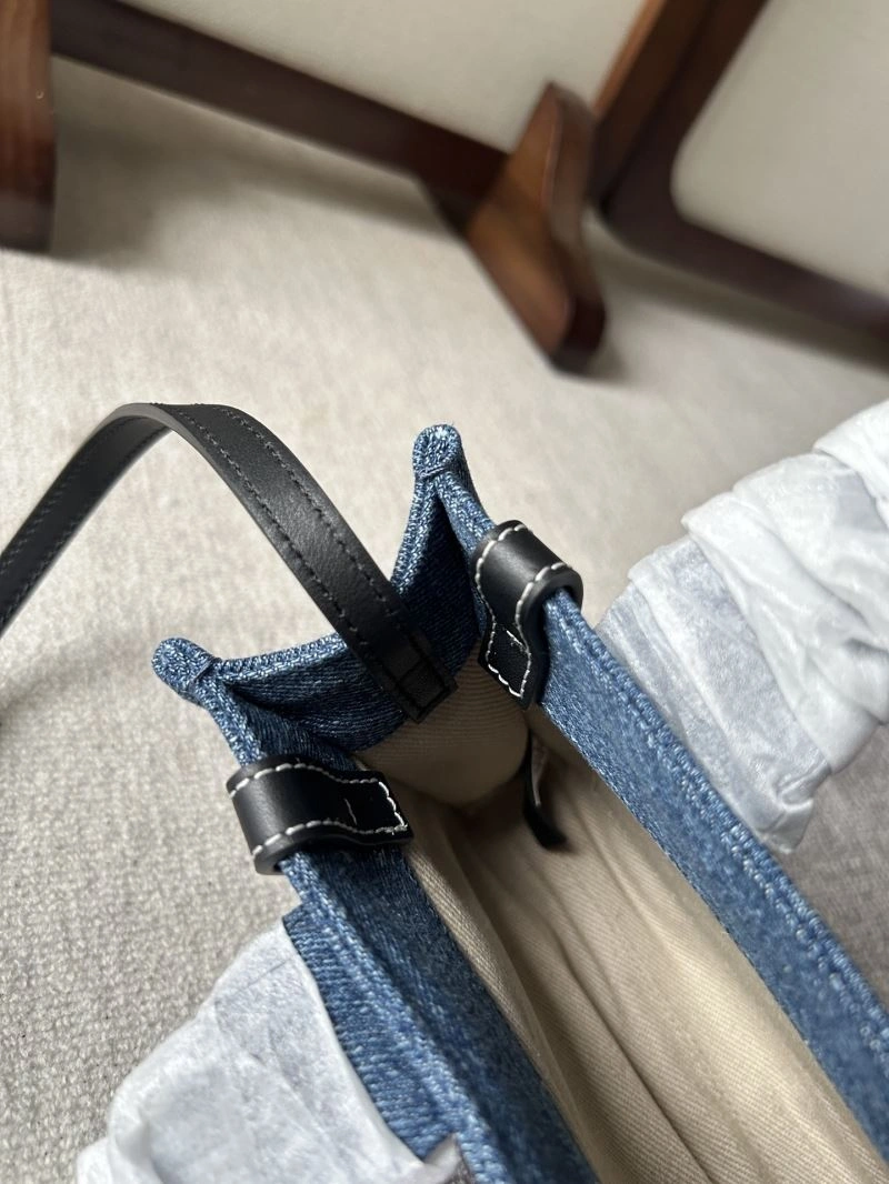 Discounted Chloe Shopping Bags