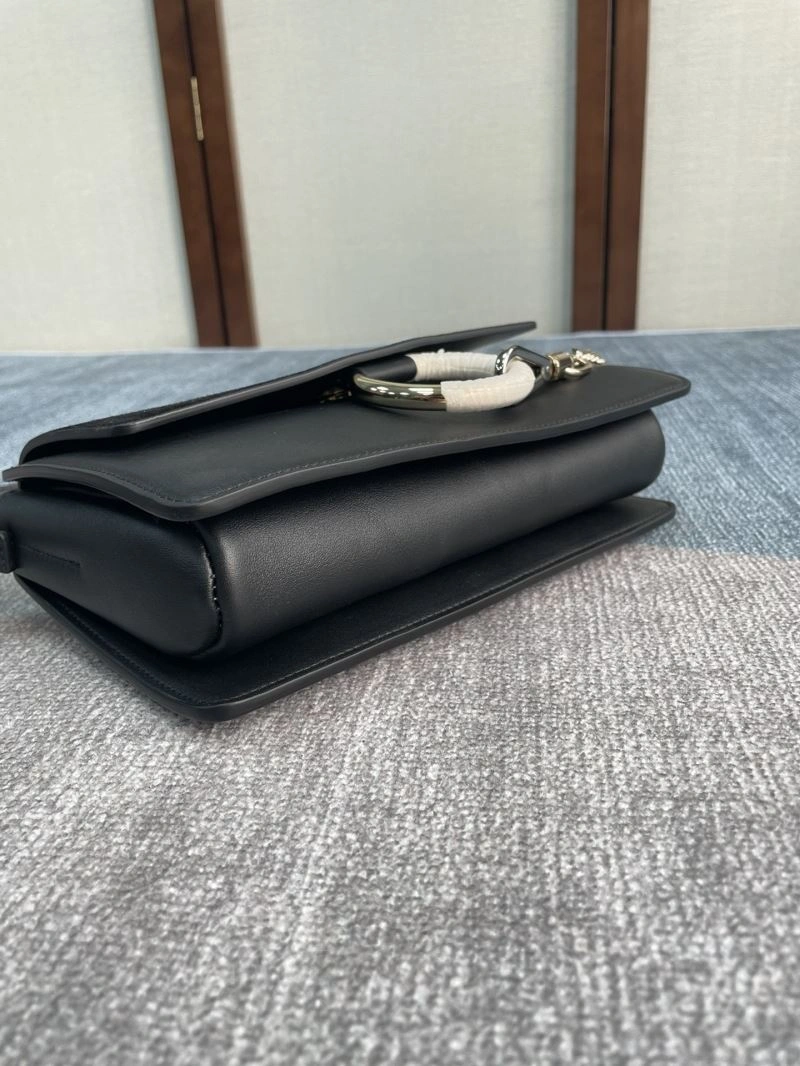 Low-cost Chloe Tess Bags