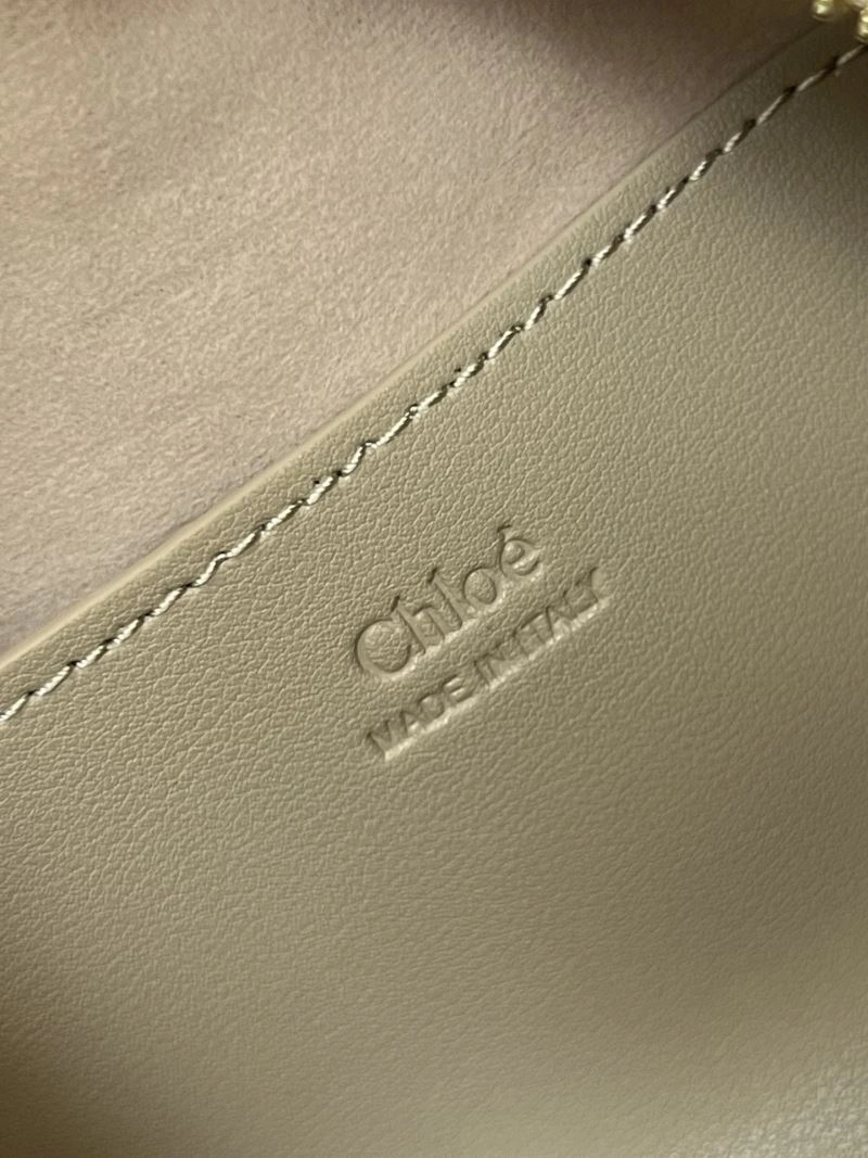 Accurate model Chloe Top Handle Bags