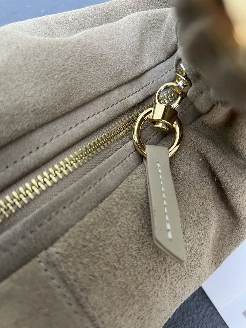 Accurate model Chloe Top Handle Bags