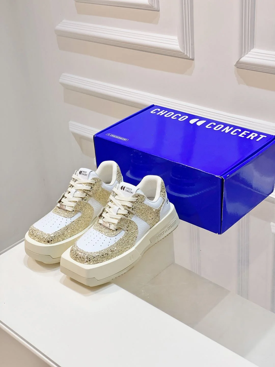 Exact replica Chococoncert Shoes