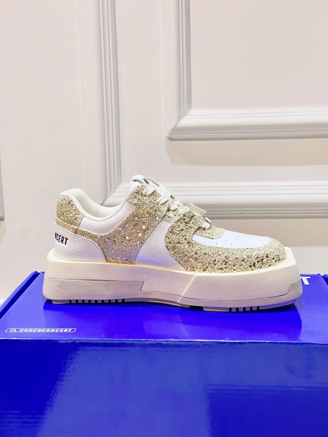 Exact replica Chococoncert Shoes