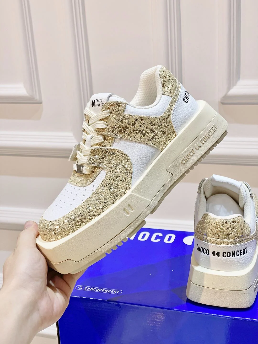 Exact replica Chococoncert Shoes