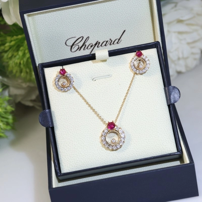 Accurate model Chopard Earrings