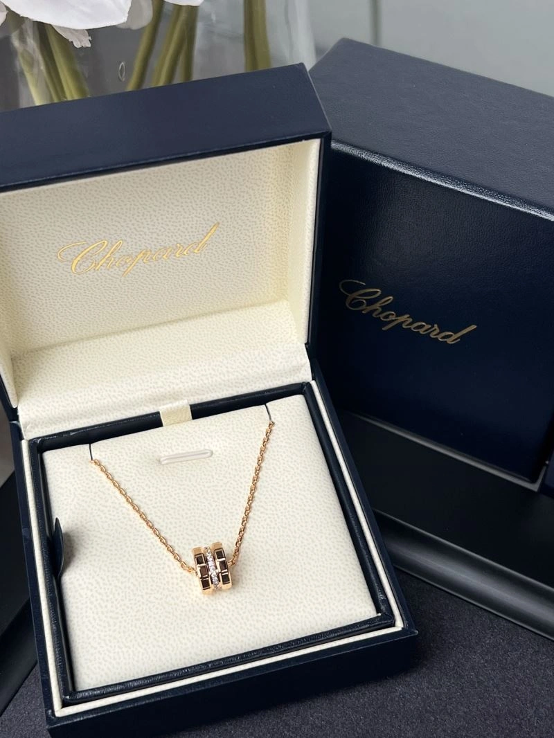 Precise copy Chopard Necklaces