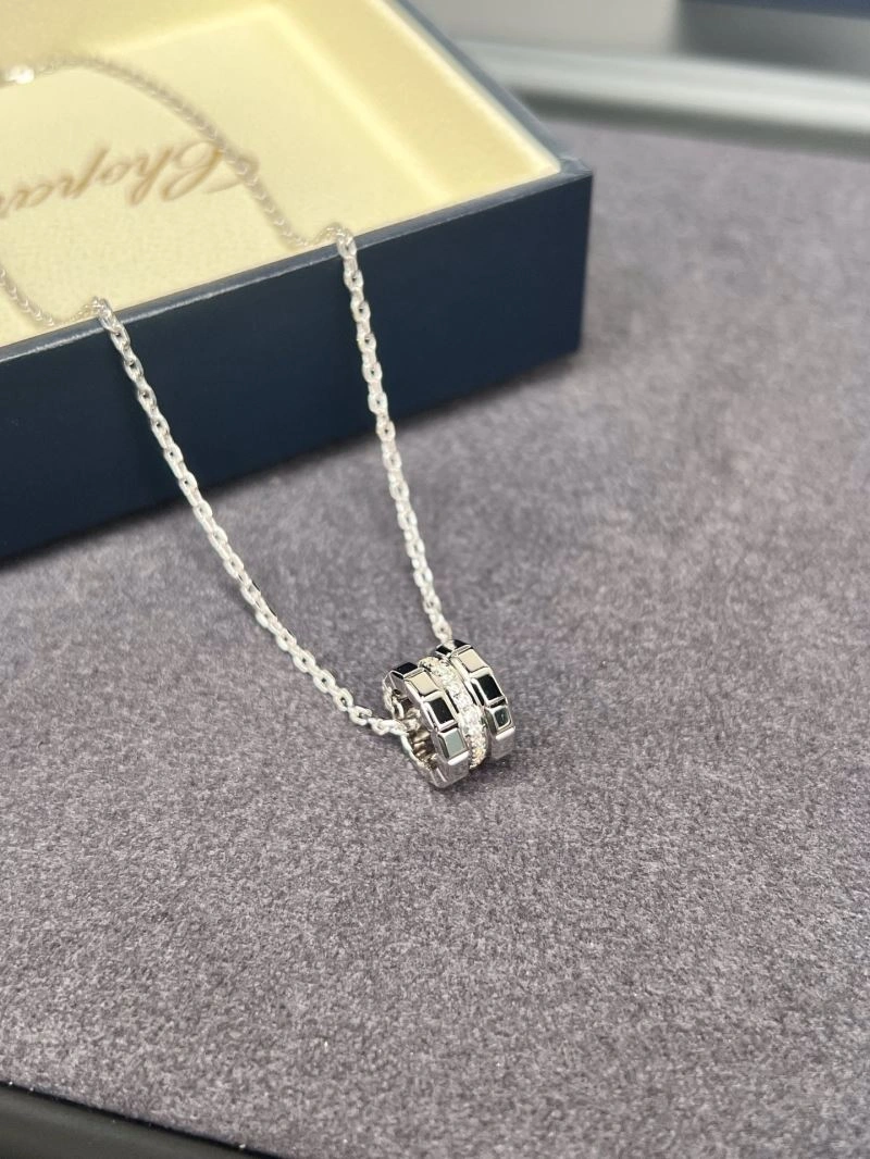 Top mirror Chopard Necklaces