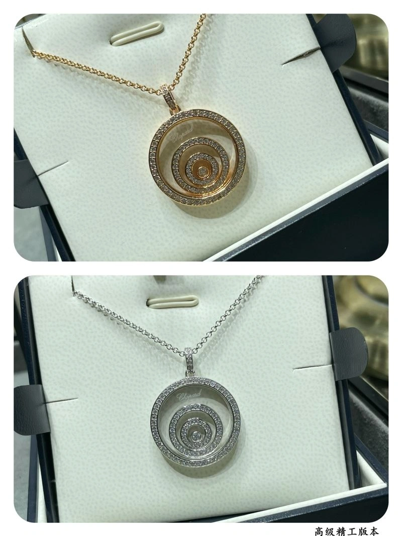 Accurate model Chopard Necklaces