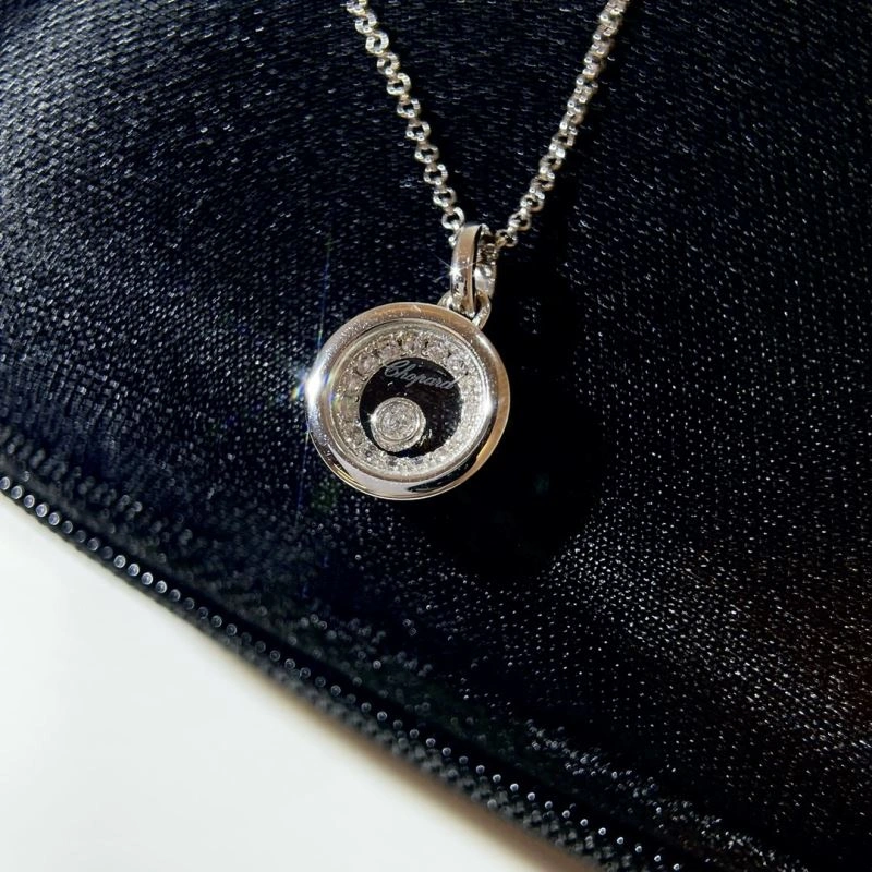 Cut-rate Chopard Necklaces