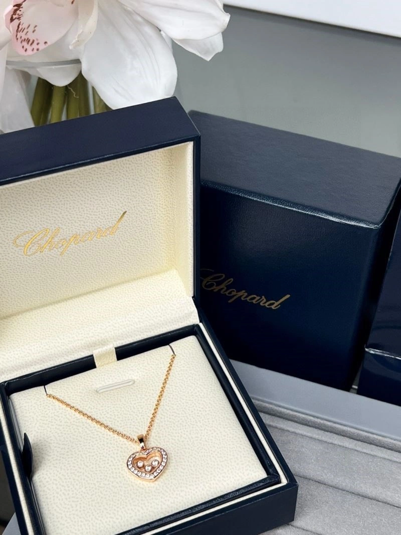 Reasonably priced Chopard Necklaces
