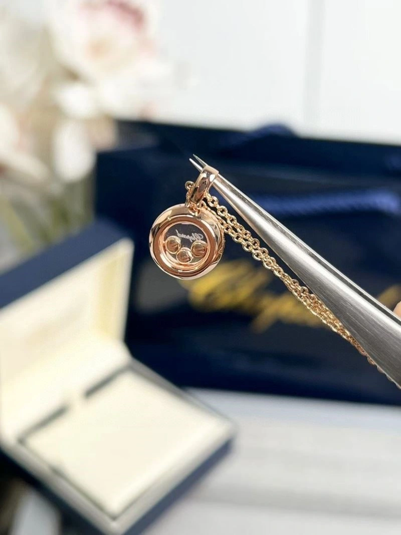 Discounted Chopard Necklaces