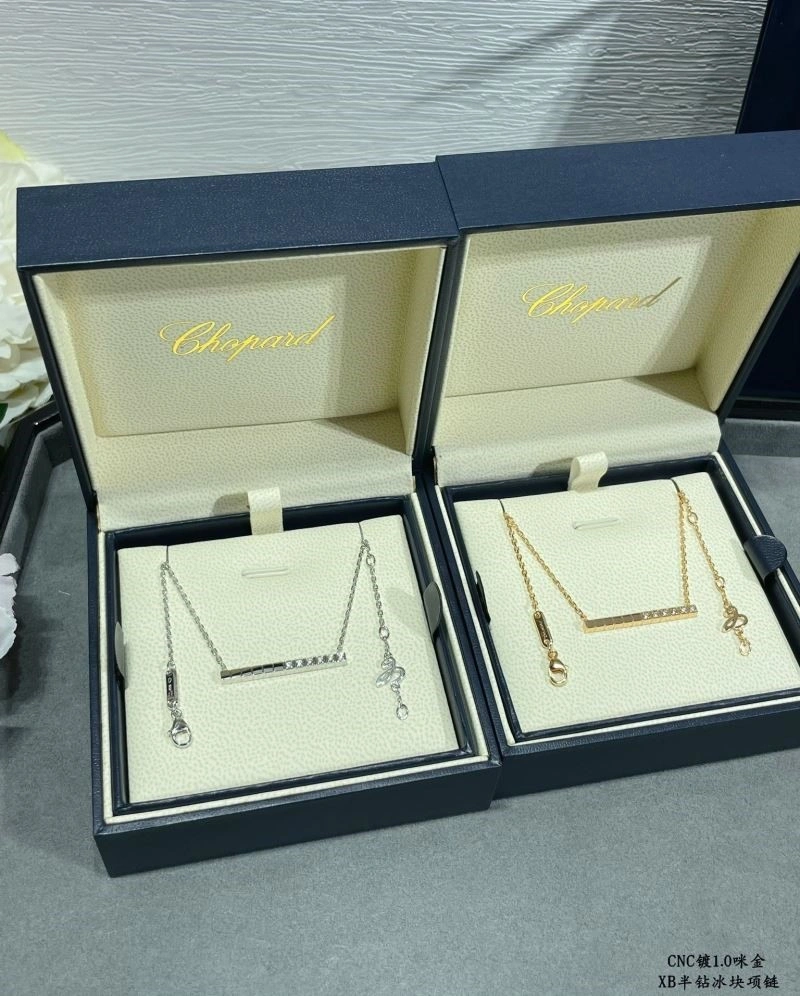 Reasonably priced Chopard Necklaces