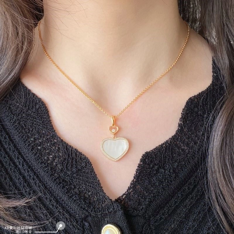Top match Chopard Necklaces
