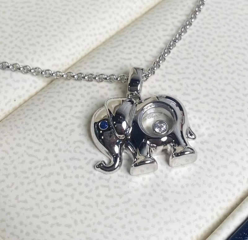 Value-priced Chopard Necklaces
