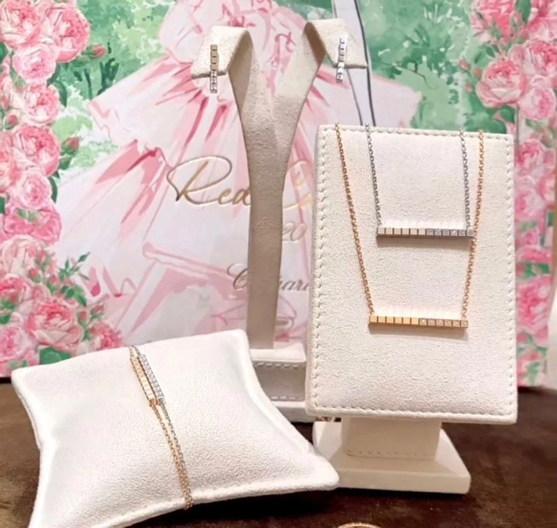 Precise copy Chopard Necklaces