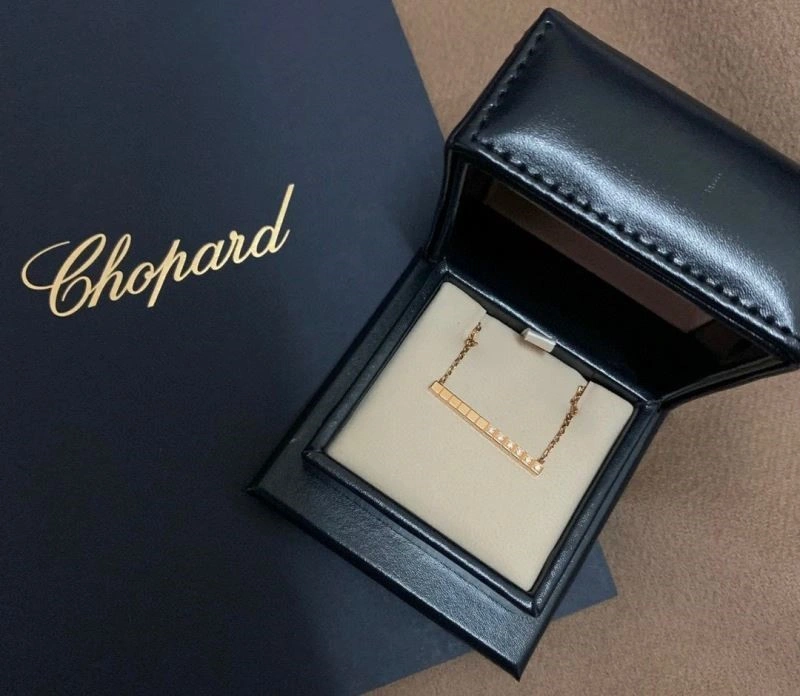 Precise copy Chopard Necklaces