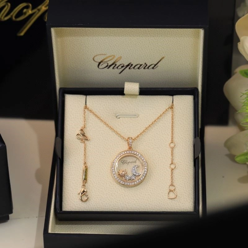 Discounted Chopard Necklaces