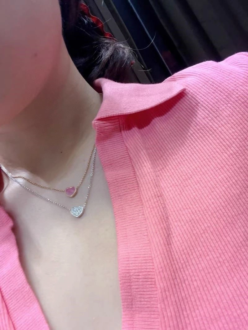 Accurate model Chopard Necklaces