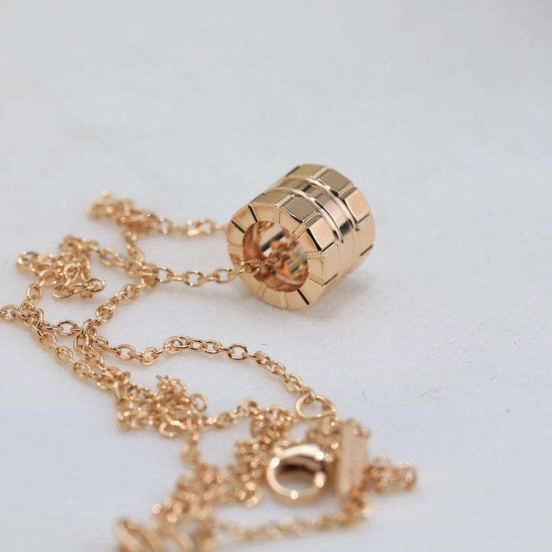 Cut-rate Chopard Necklaces