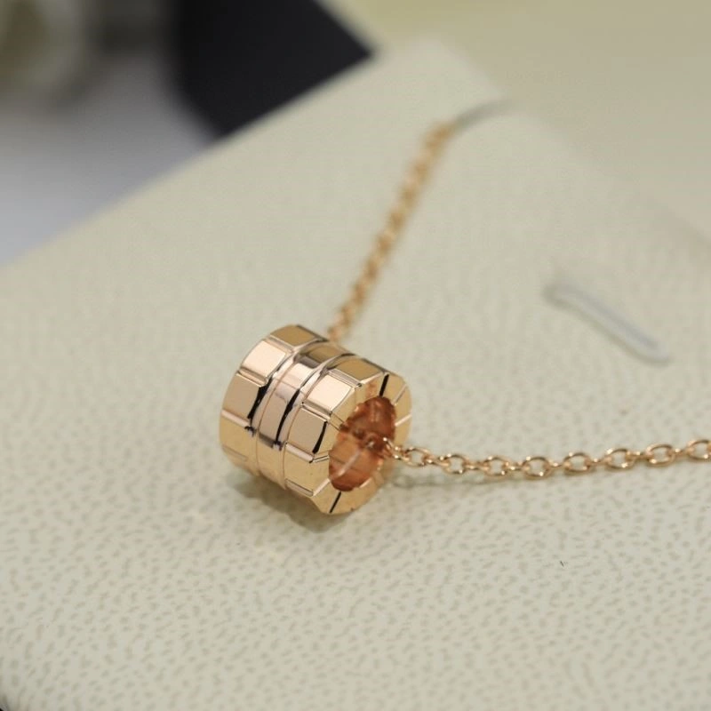 Cut-rate Chopard Necklaces