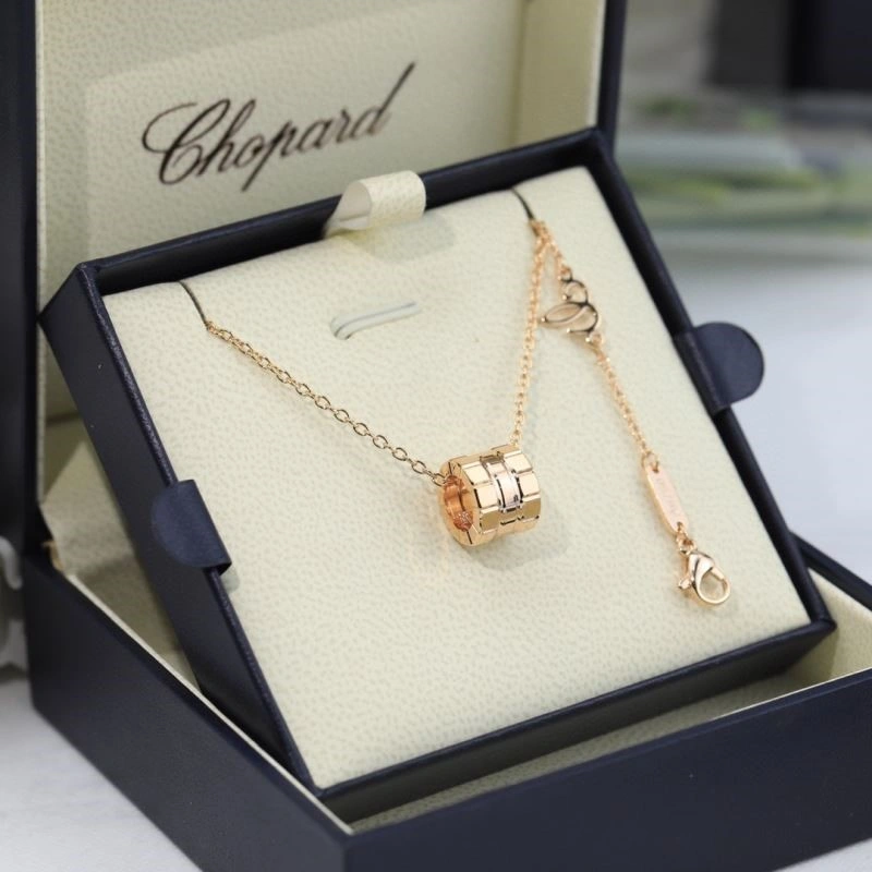 Cut-rate Chopard Necklaces