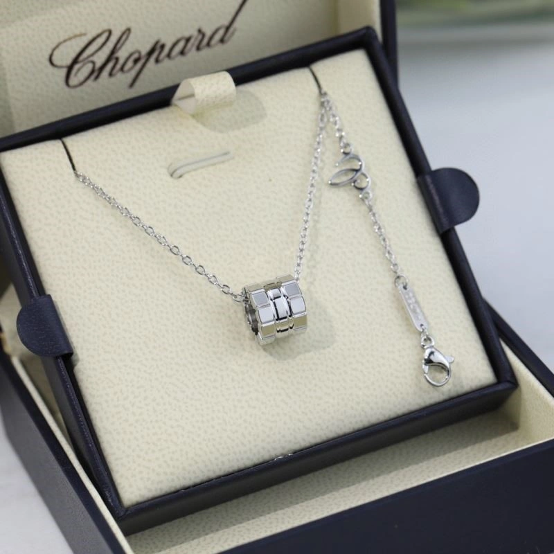 Cut-rate Chopard Necklaces