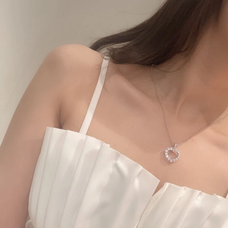 Indistinguishable Chopard Necklaces